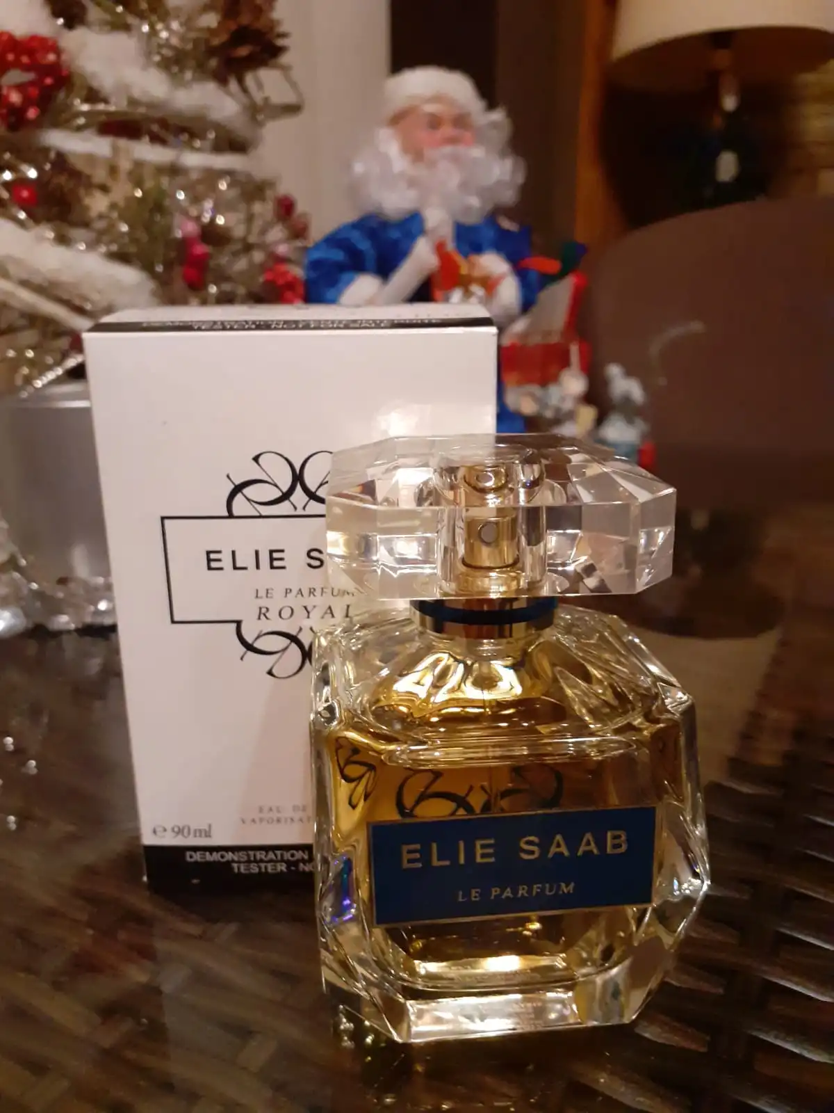Elie Saab Le Parfum Royal — купить женские духи, туалетную воду ...